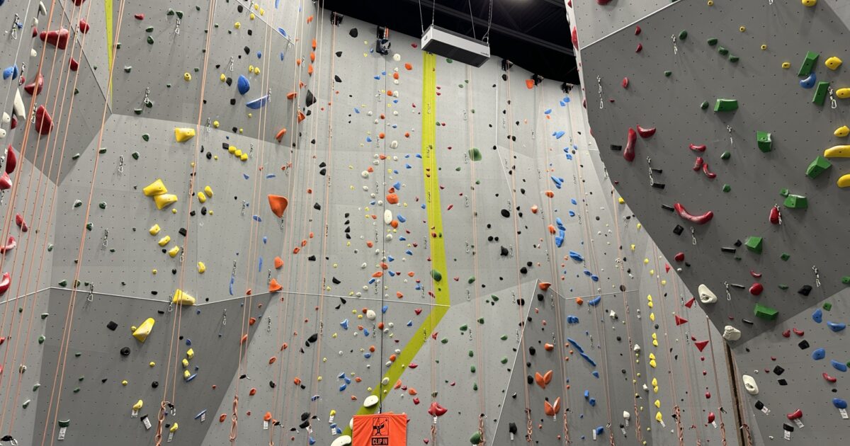 Jackson Recreation Center | EP Climbing (Entre-Prises)