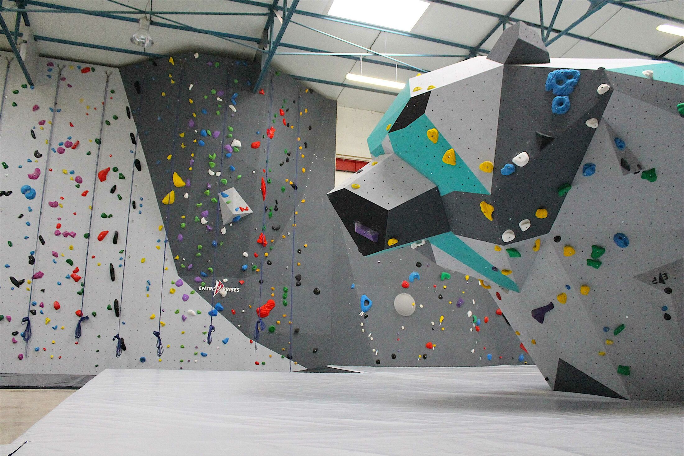 MODJO ESCALADE | EP Climbing (Entre-Prises)