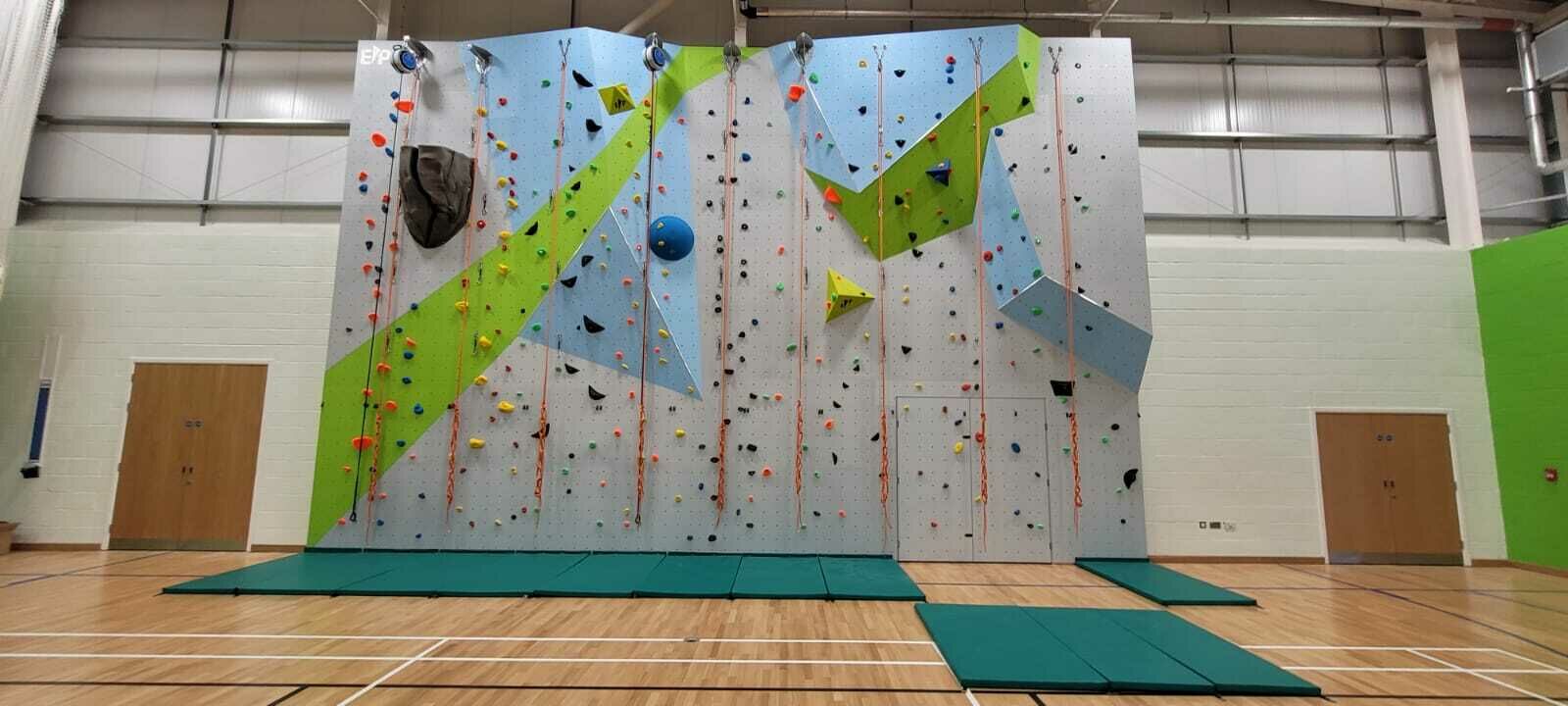 St James Senior Boys' School | EP Climbing (Entre-Prises)