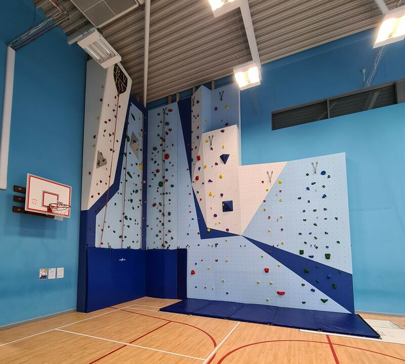 Bank View High School | EP Climbing (Entre-Prises)