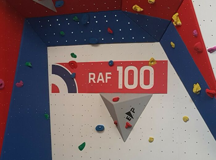 Military walls | EP Climbing (Entre-Prises)