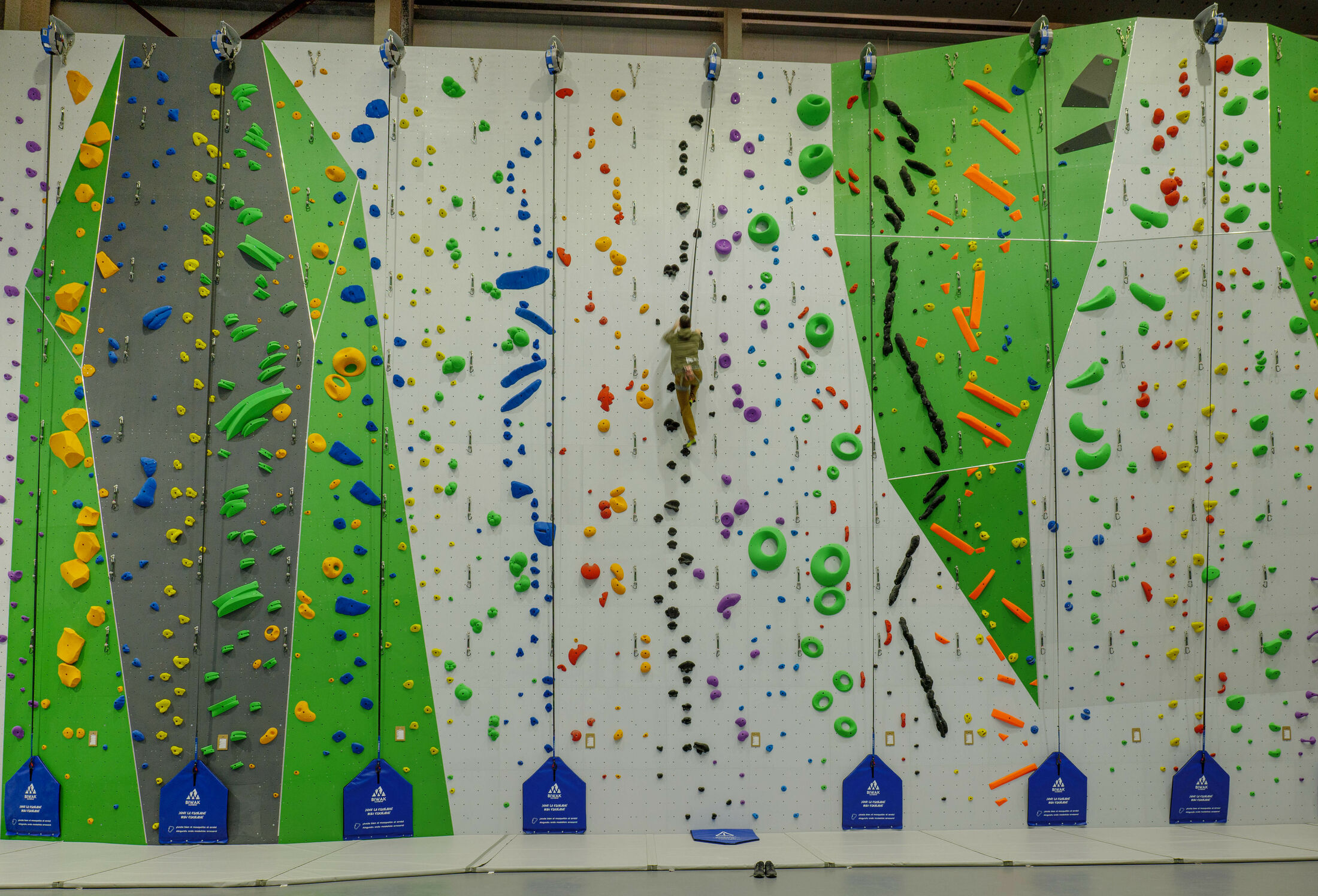 BIWAK CLIMBING | EP Climbing