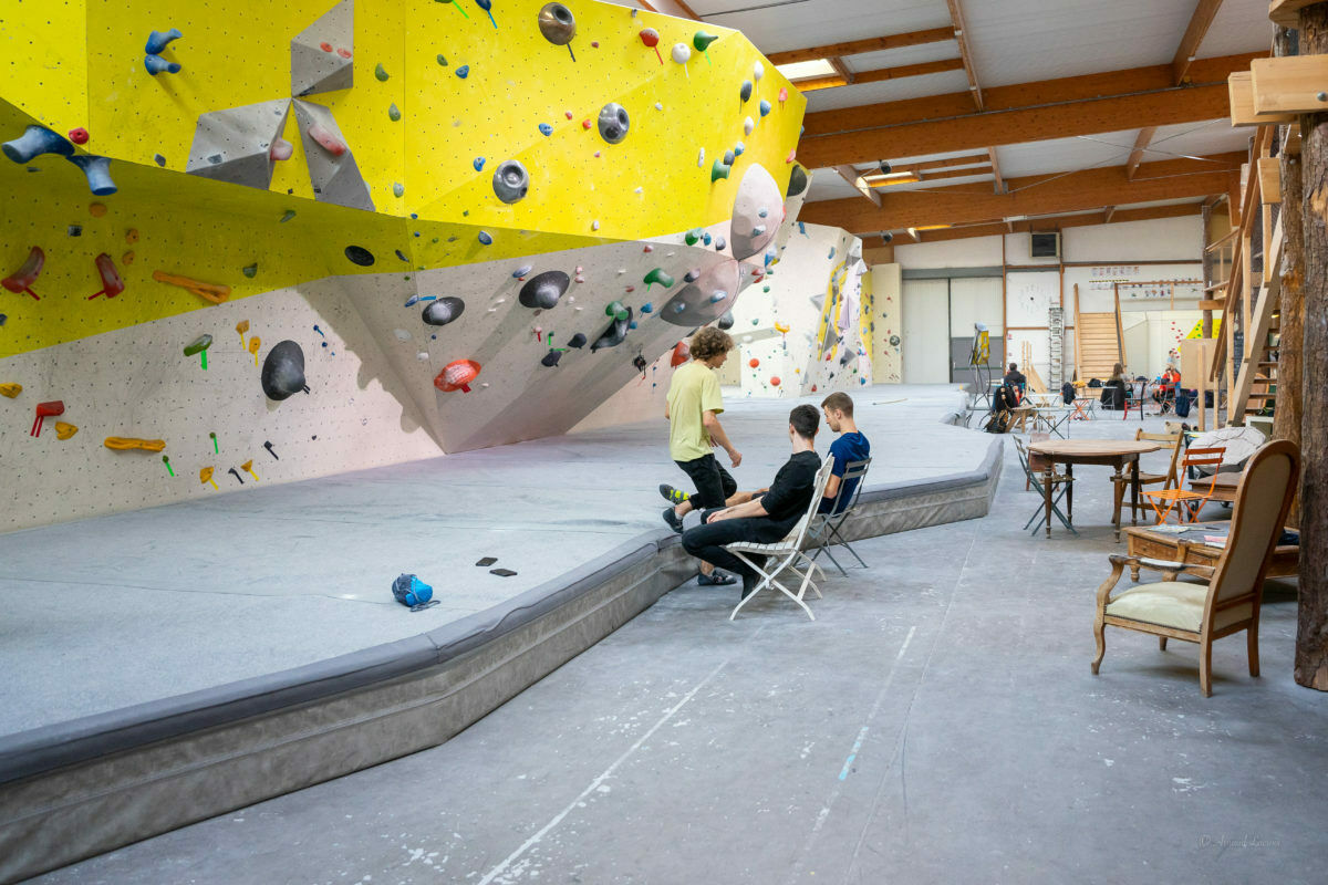 Entre-Prises - Climbing Walls & Holds Manufacturer | LES CABANES…