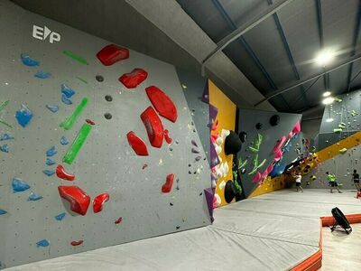 Climbpro Center | EP Climbing (Entre-Prises)