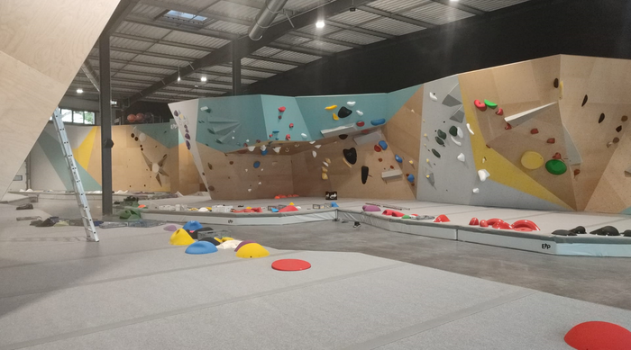 B'wall | EP Climbing (Entre-Prises)