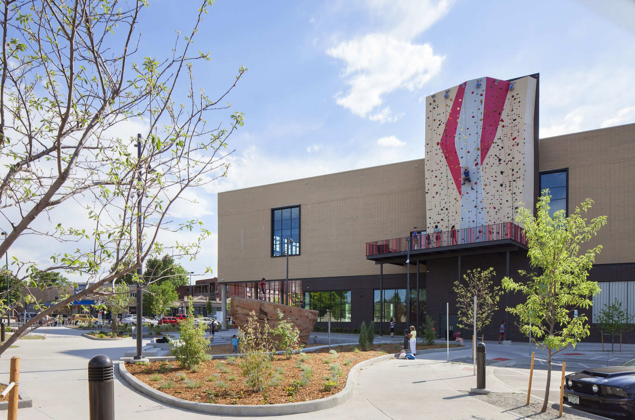 Central Denver Recreation Facility,… | EP Climbing (Entre-Prises)