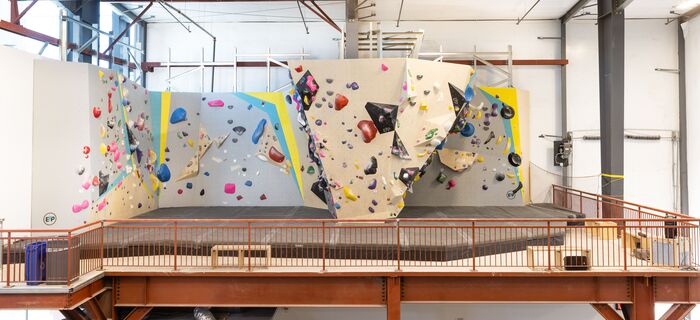 Climbing Walls, Holds & Mats Manufacturer | EP Climbing (Entre-Prises)