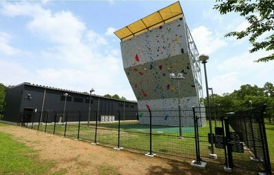EP Climbing (Entre-Prises) | Climbing Walls, Holds & Mats