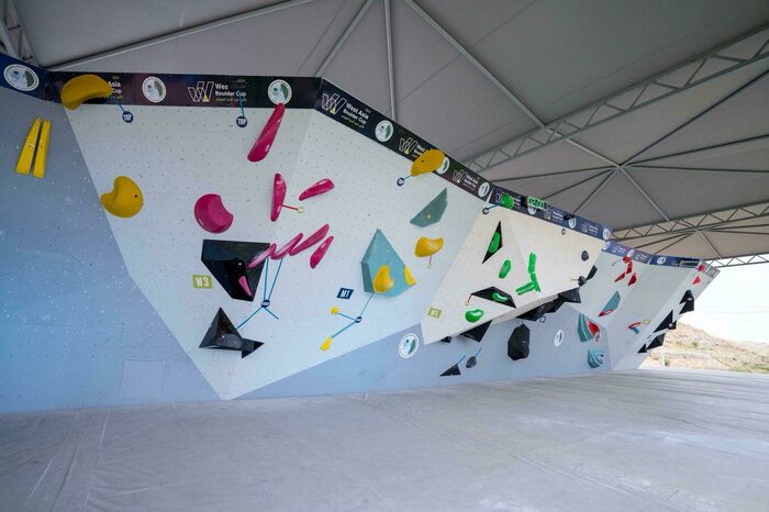 Climbing Walls, Holds & Mats Manufacturer | EP Climbing (Entre-Prises)