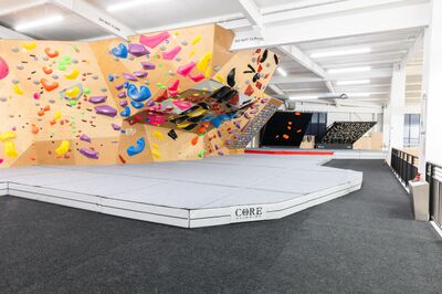 Boulder Exe - Quay Boulder Gym | EP Climbing (Entre-Prises)